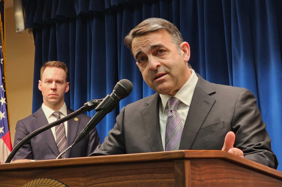 Minnesota Chief Judge Warns ICE, U.S. Attorney to Follow Court Orders ...
